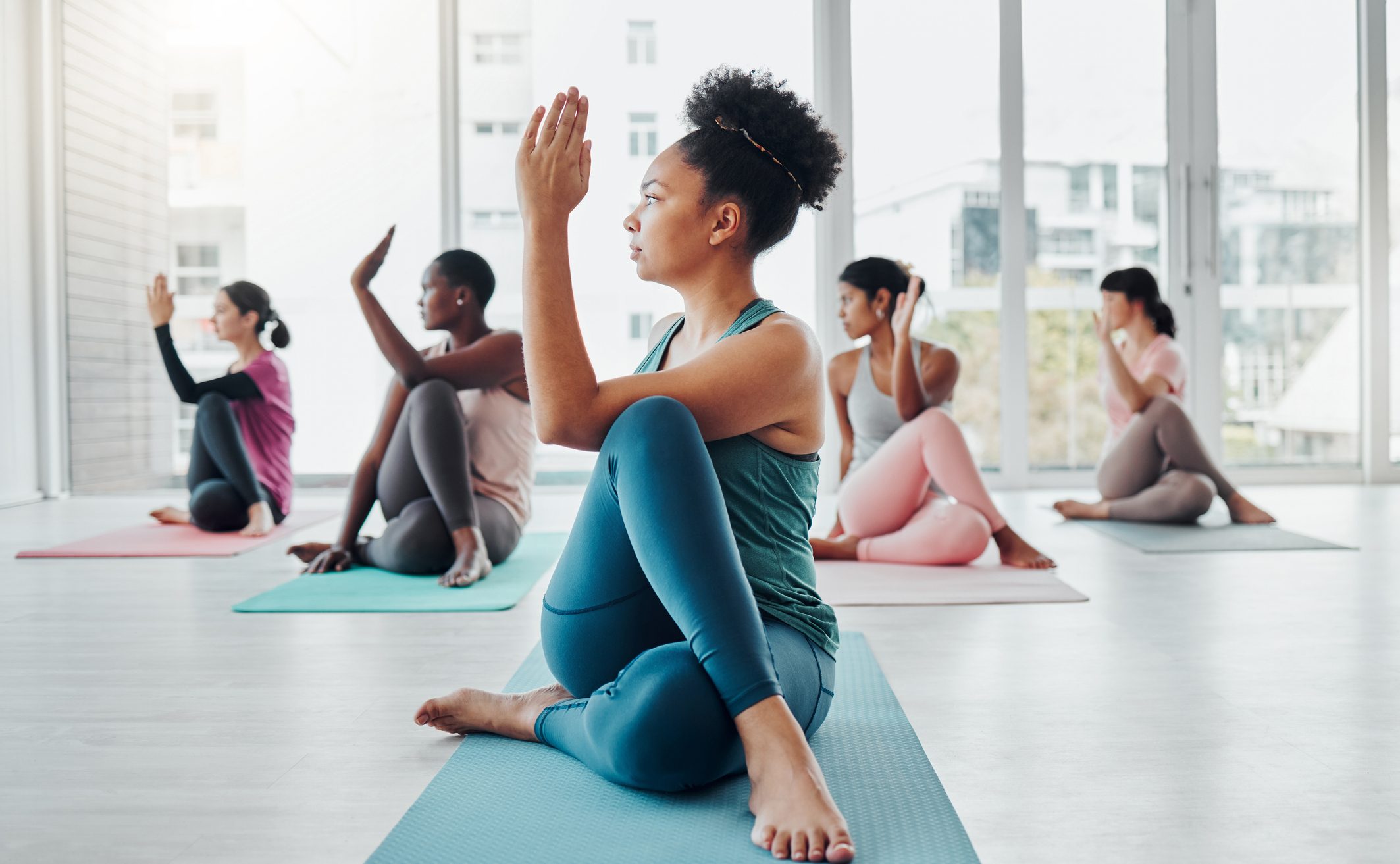 Yoga: Veja os benefícios da prática para a saúde física e mental
